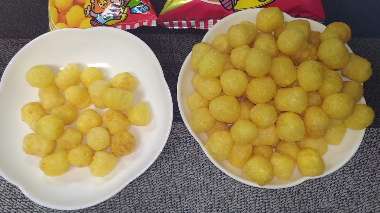 『キャベツ太郎』など太郎系スナック3種、小袋、大袋を比較。裏の謎の紹介文も確認すると想像以上にカオス – ページ 3 – 大人のための市販菓子の考察