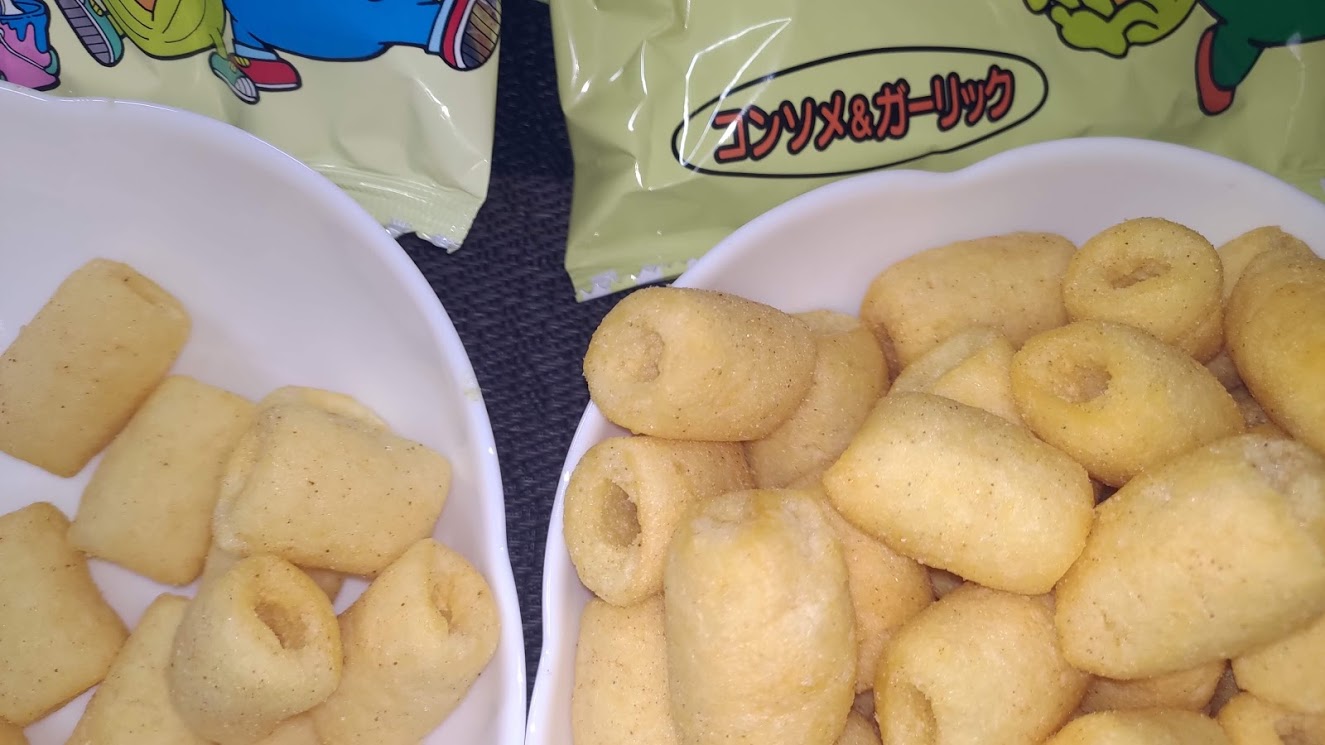 『キャベツ太郎』など太郎系スナック3種、小袋、大袋を比較。裏の謎の紹介文も確認すると想像以上にカオス – ページ 3 – 大人のための市販菓子の考察